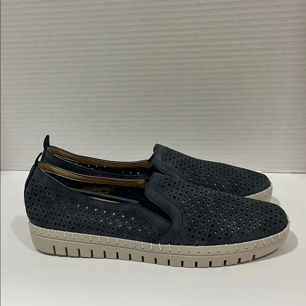 easy street | Shoes | Easy Street Womens Fresh Sneakers Size 75n Color ...